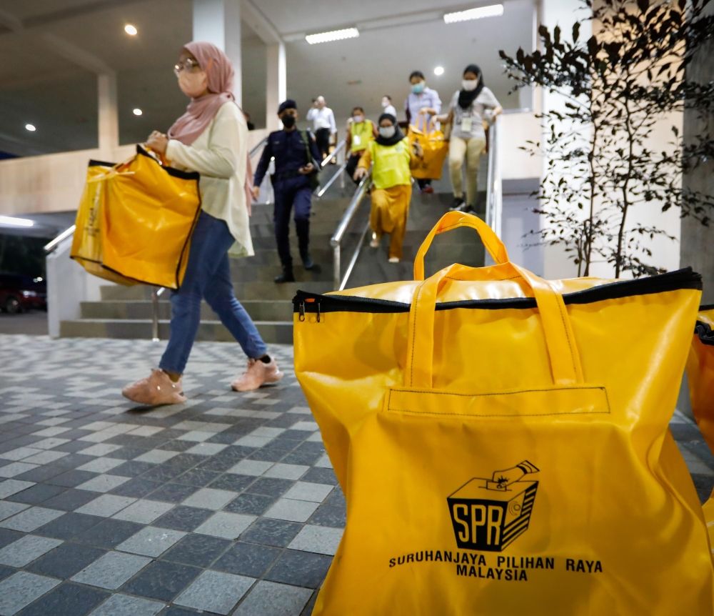 GE15: Polling day photo gallery | The Star