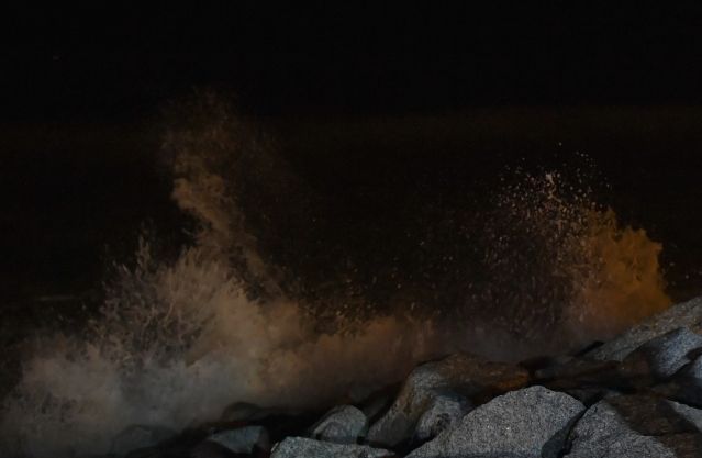 Klang residents advised to be wary of extreme high tide phenomenon ...