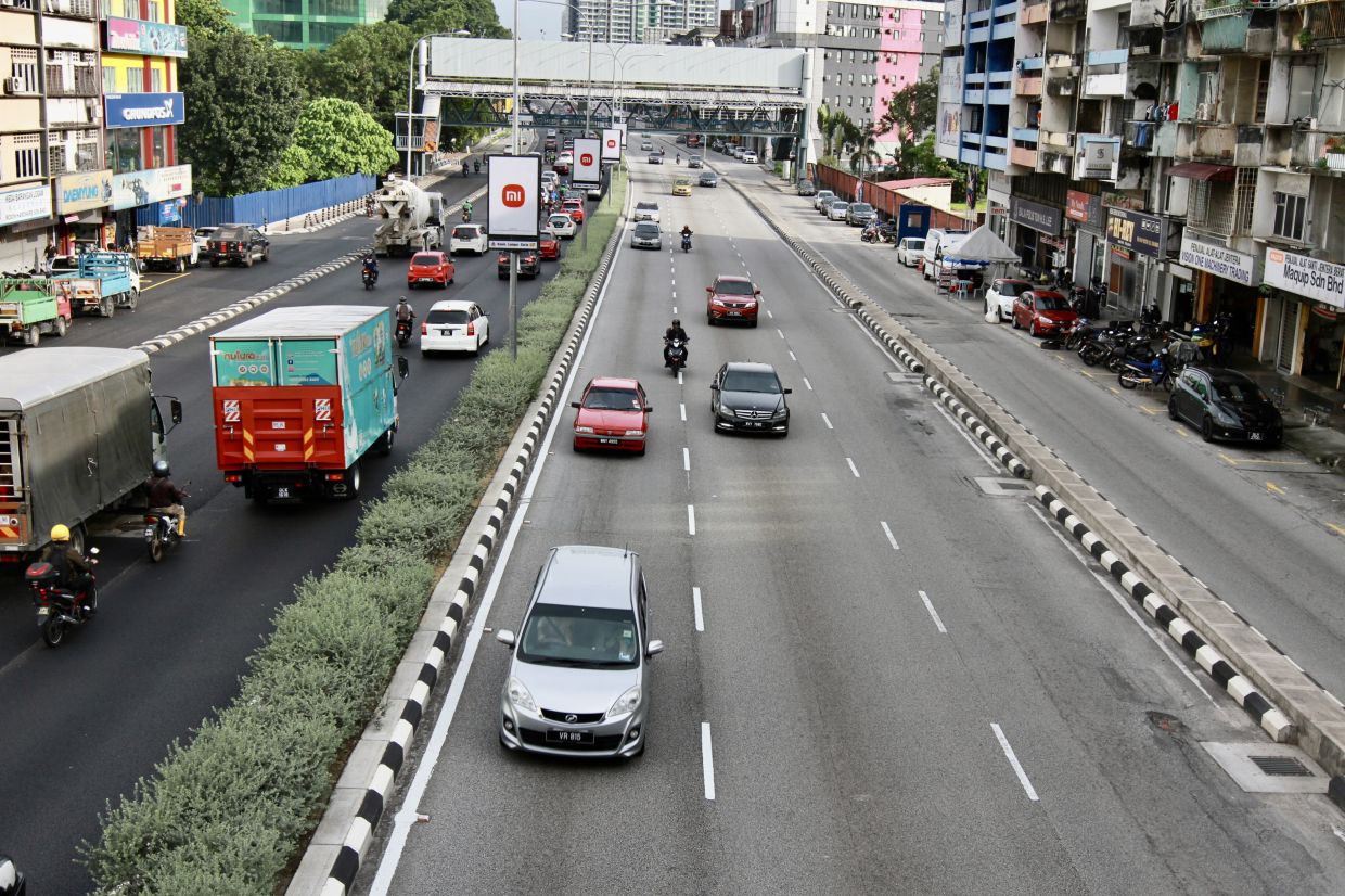 Photo gallery: Police roadblocks being set up nationwide | The Star