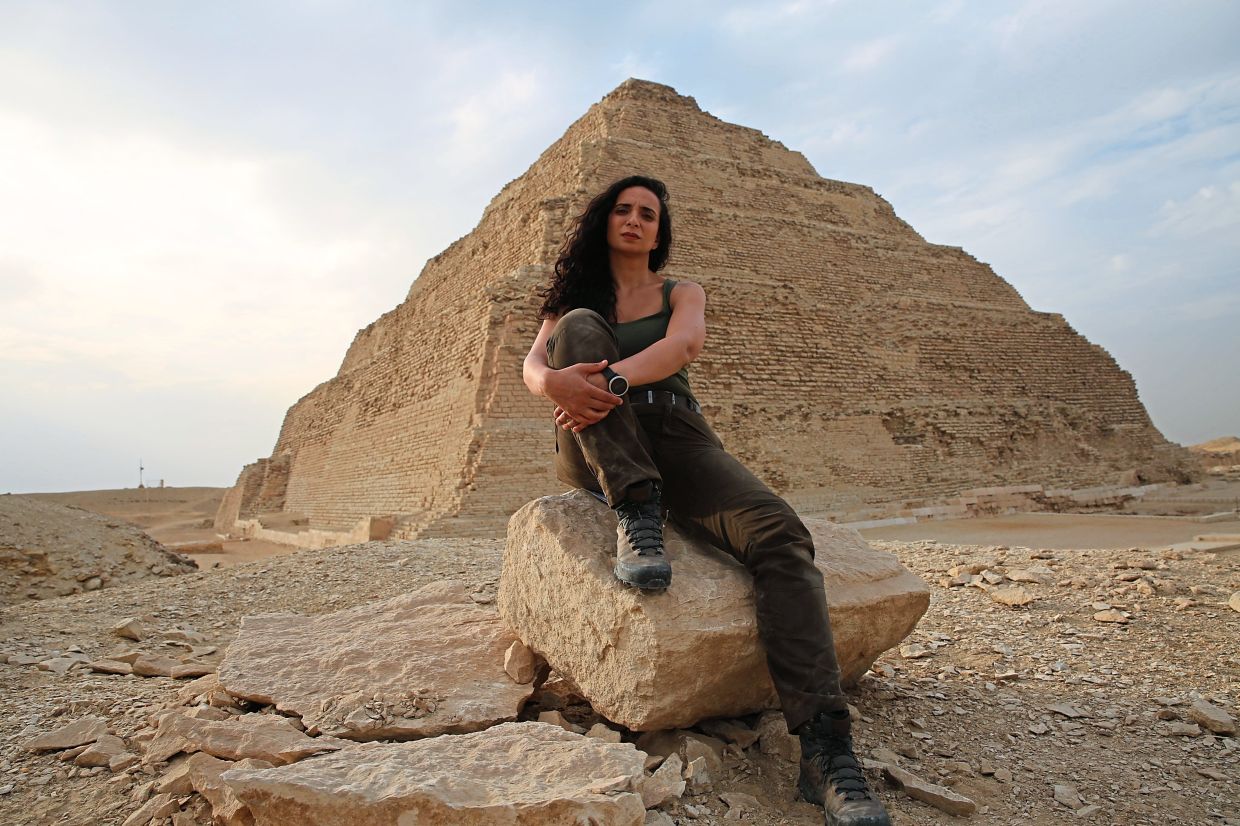 British archaeologist explores the story, and curse, behind Tutankhamun ...