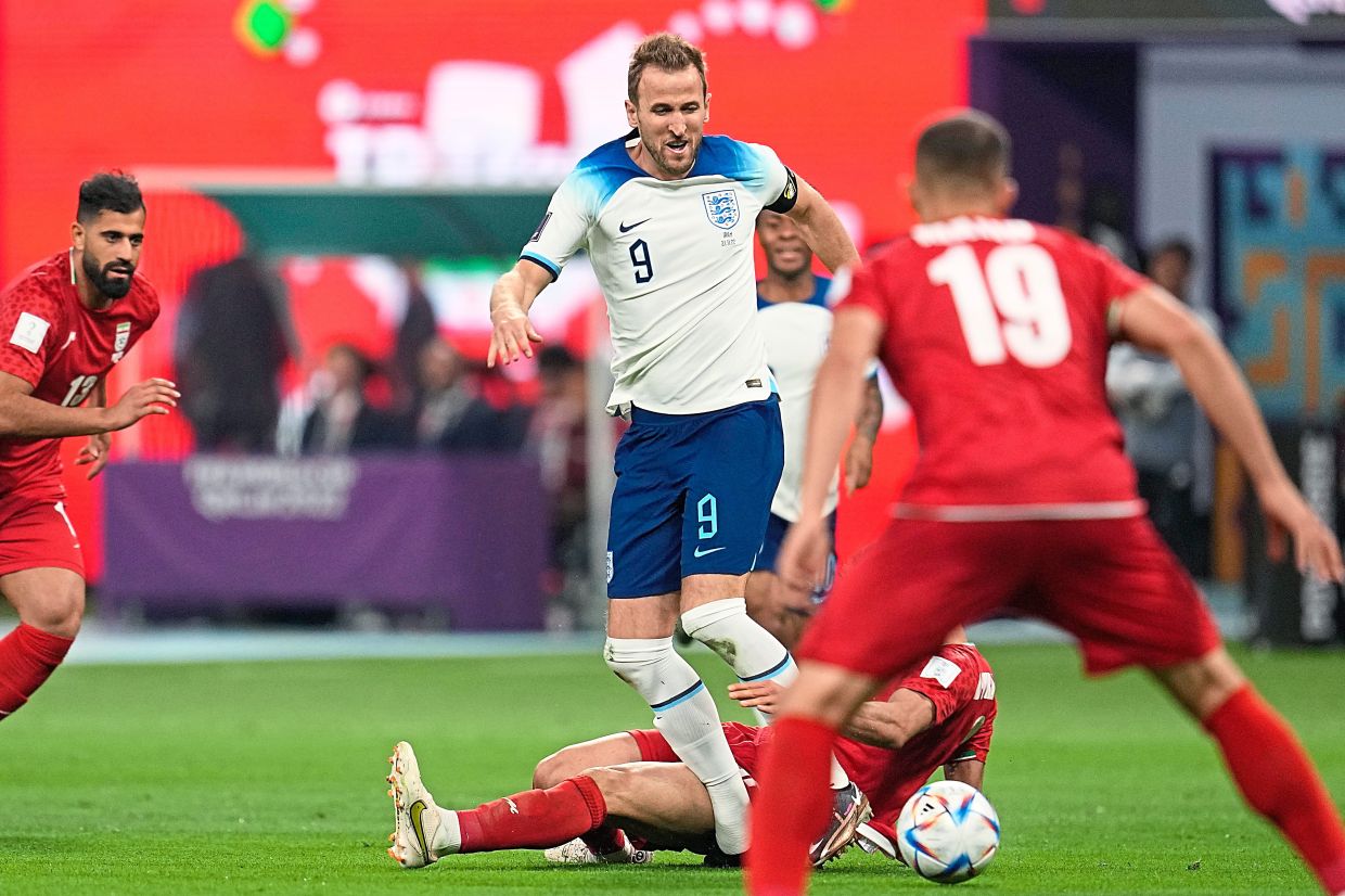 Football: Awaken the rear guard | The Star