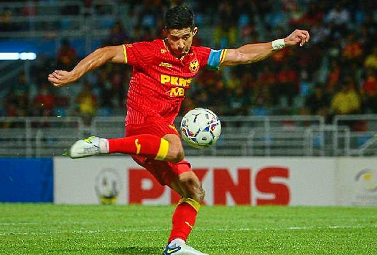 Football: Gan gets massive boost in national comeback bid | The Star