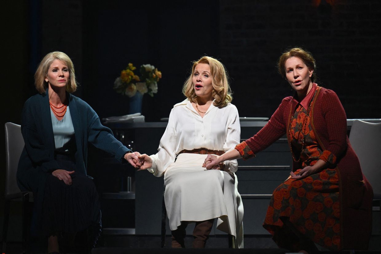 Superstar opera trio add sparkle to ‘The Hours’ at the Met | The Star