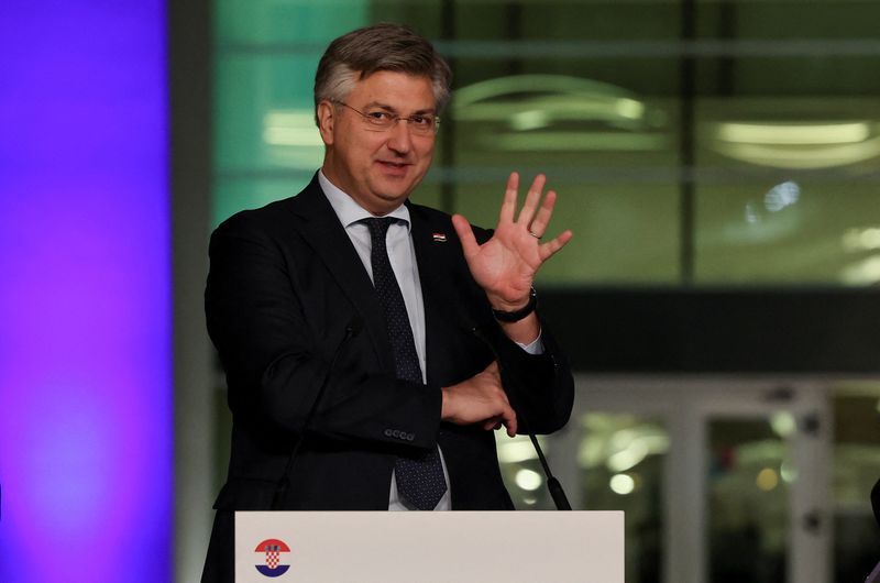 At summit, southern EU leaders watch World Cup on Croatian PM's mobile ...