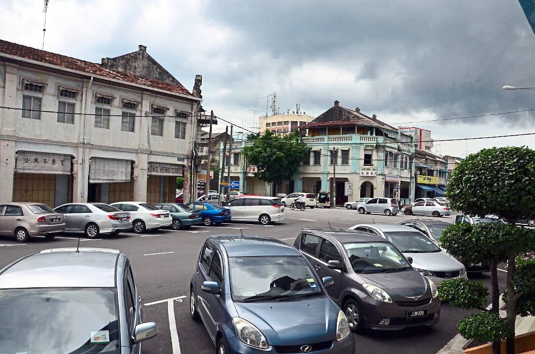 Over RM500,000 spent on Parit Yaani projects | The Star