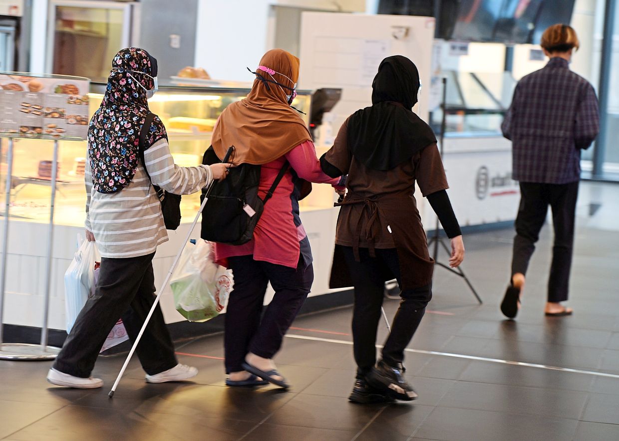 Govt vows to improve human rights | The Star