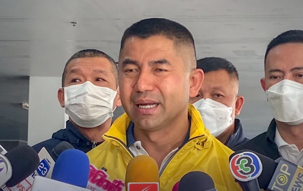 27 Thai immigration police officers found to be aiding Chinese triads ...