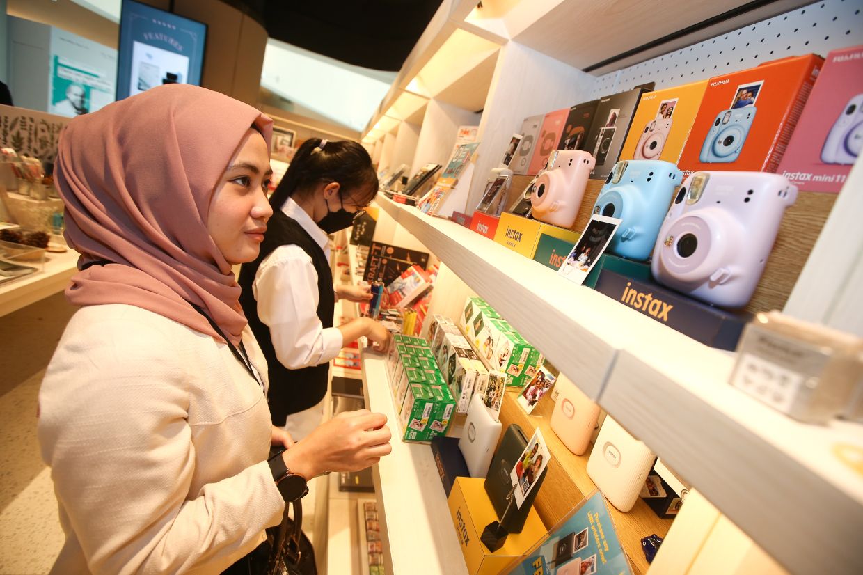 Sneak preview of mega bookstore Eslite Spectrum KL, which opens on Dec ...