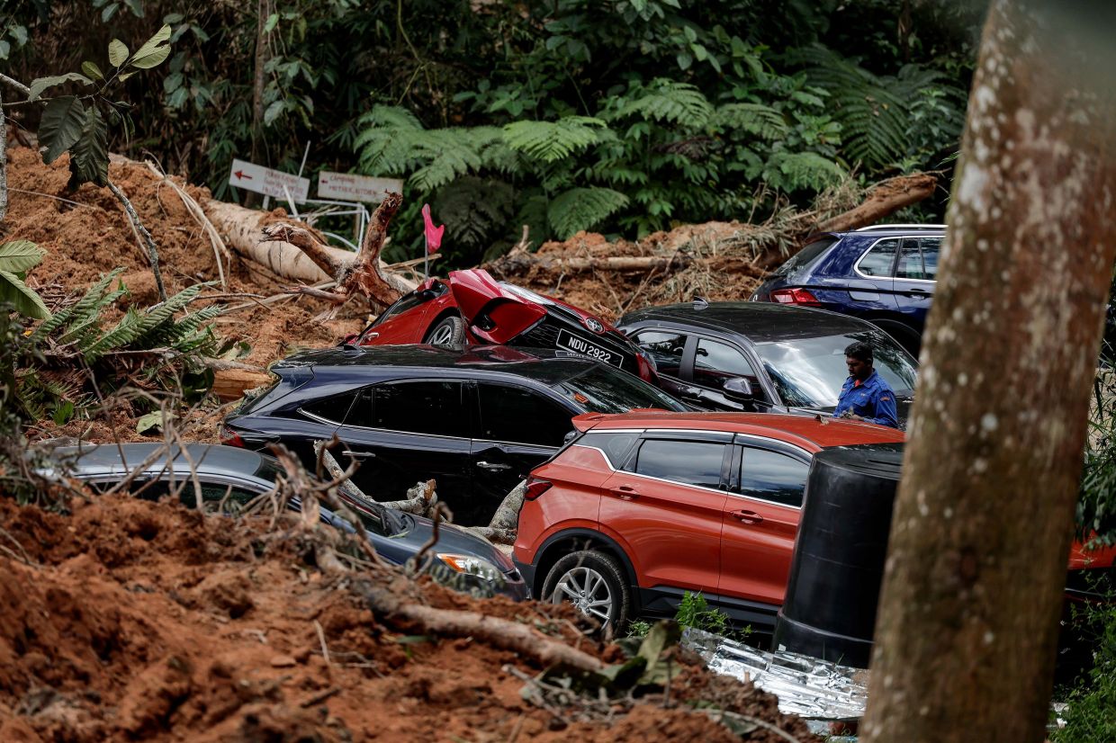 Batang Kali landslide: Picture gallery | The Star