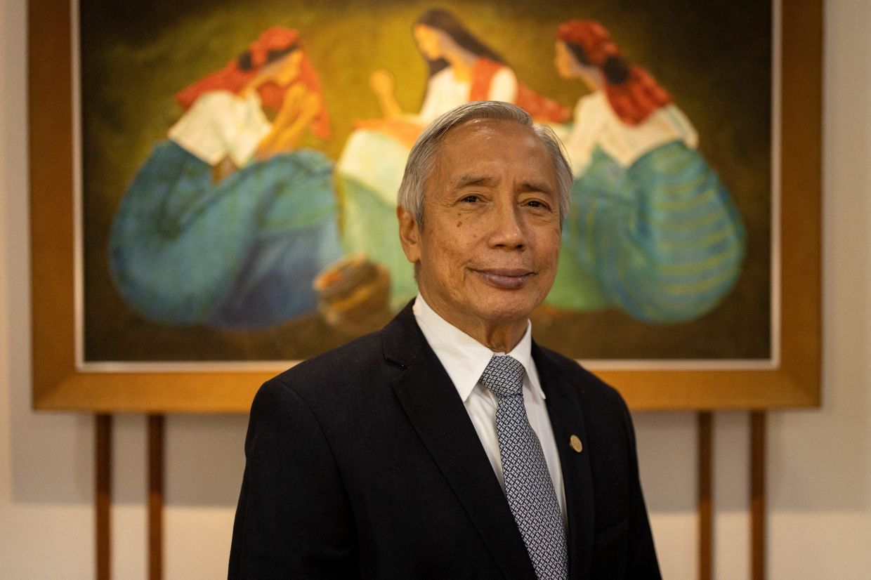 Philippine Central Bank chief rules our rate pause for now | The Star