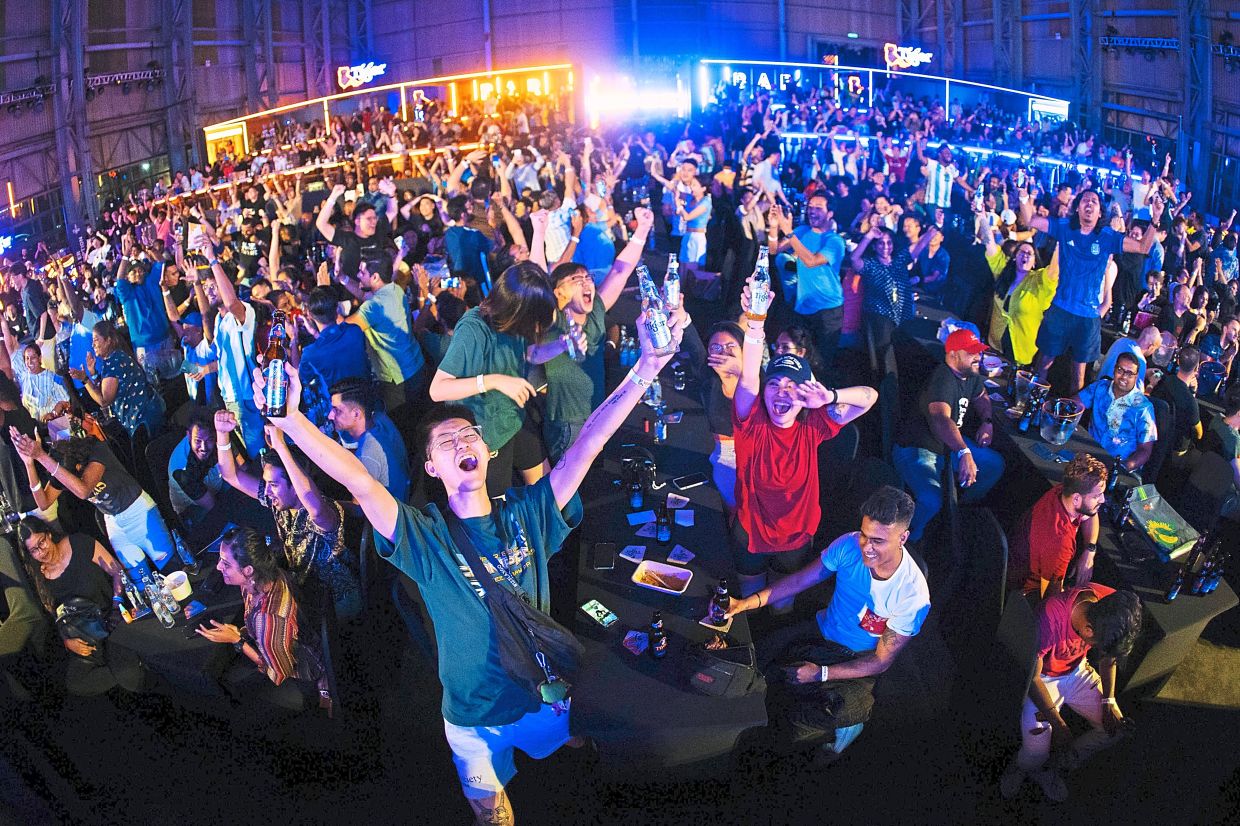 Non-stop action at viewing party | The Star