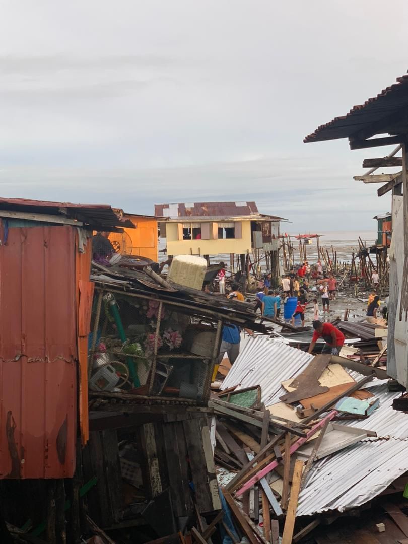 King tide: Hundreds evacuated in Sandakan as their homes get washed away | The Star