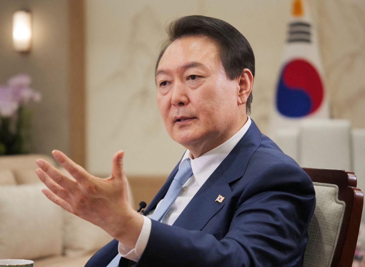 S.Korean president's approval rating rises to 41.2%: poll | The Star
