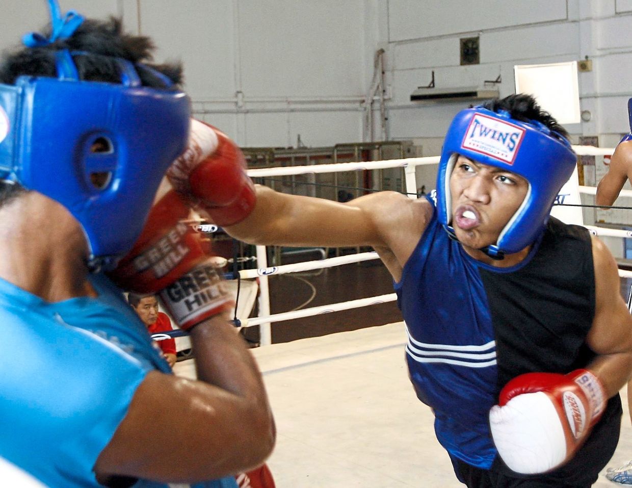 Boxing: Boxer Farkhan dedicates hard-earned WBC Asia title to late ...