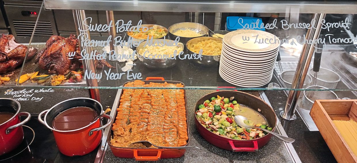 Trimmings elevate star dishes in festive buffets | The Star