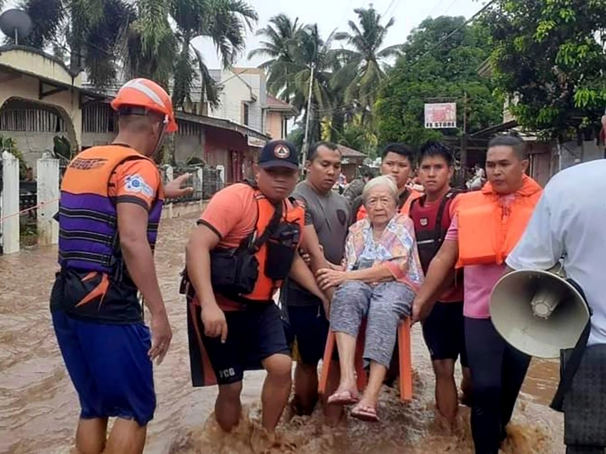 More chaos as Floods in Philippines leave 51 dead, over a dozen missing ...
