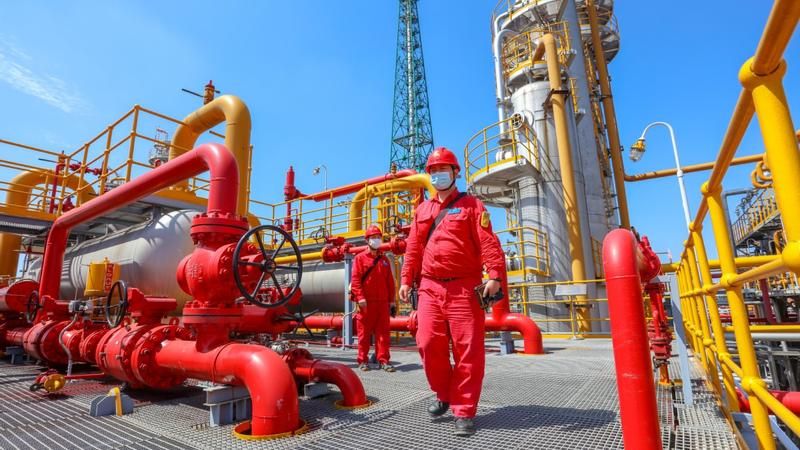 China's largest oil-and-gas field sets new output record | The Star