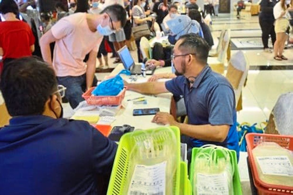 Noble start to new year for 300 blood donors | The Star