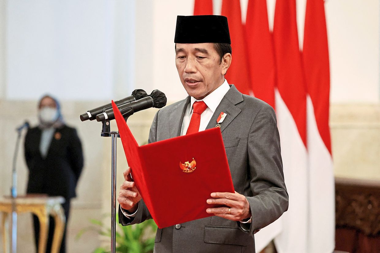 Jokowi eyes Cabinet reshuffle in coming days | The Star