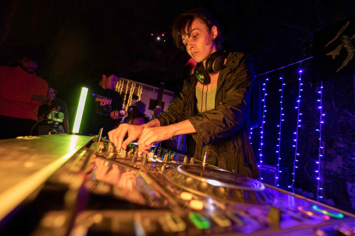 In Egypt, women DJs enjoy a rave of their own | The Star
