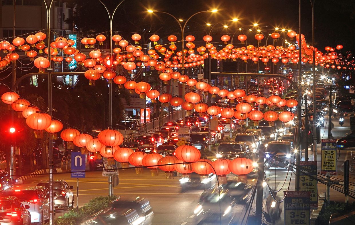 ‘Painting’ Seberang Prai town red | The Star