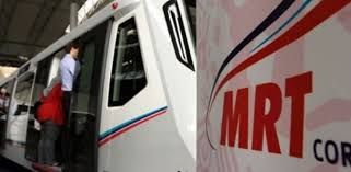 Commuters stranded during peak hours after MRT glitch | The Star