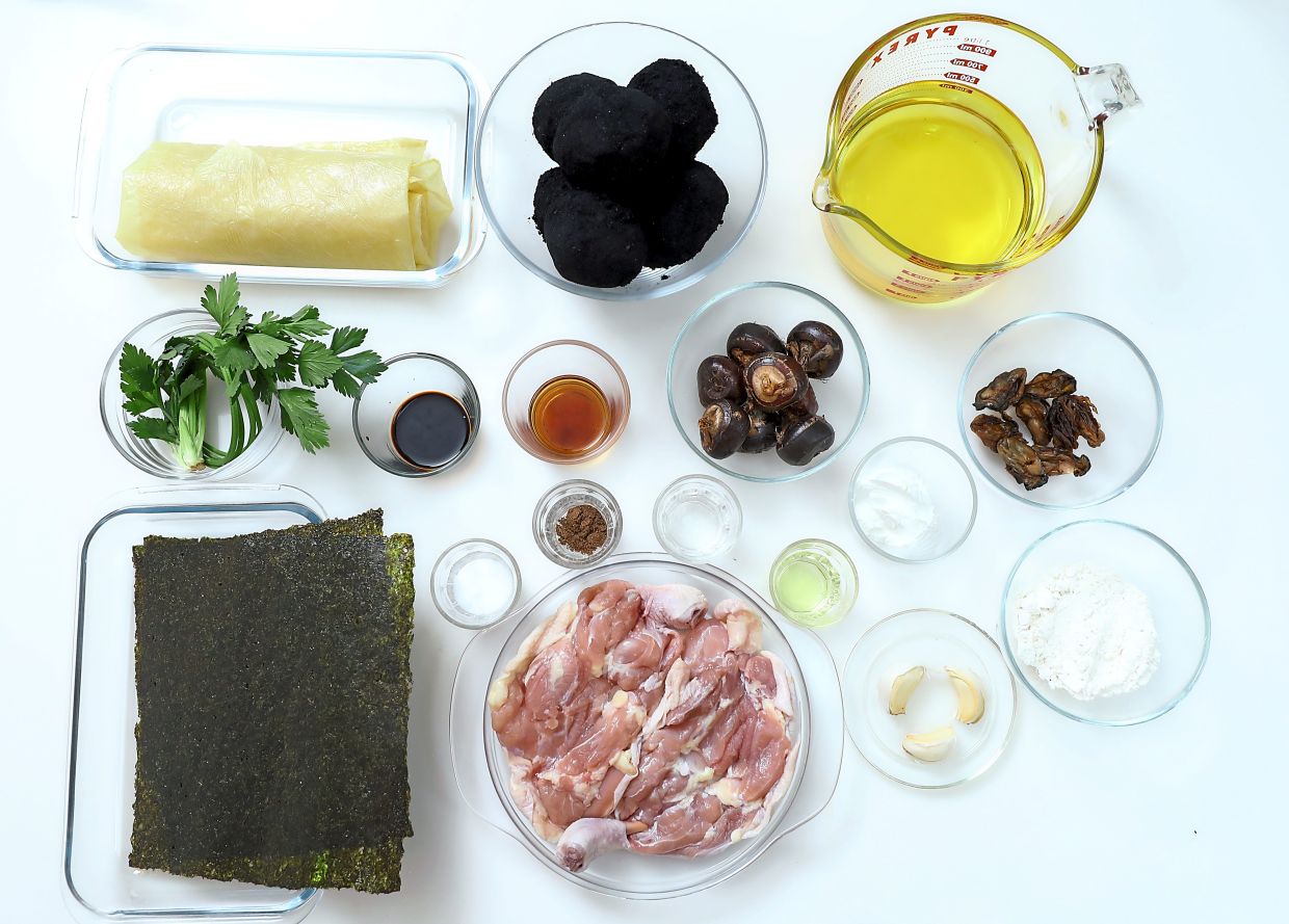 Golden roulade for festive meal | The Star