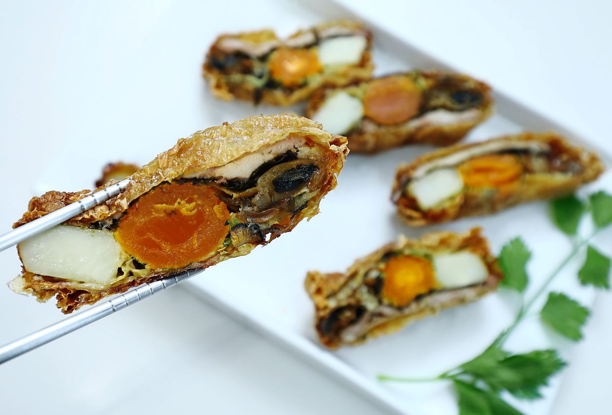 Golden roulade for festive meal | The Star