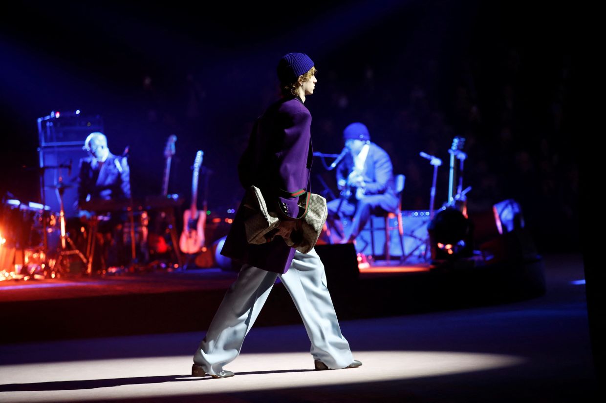 Milan Fashion Week Men's shows renewed vigour, as the market bounces ...