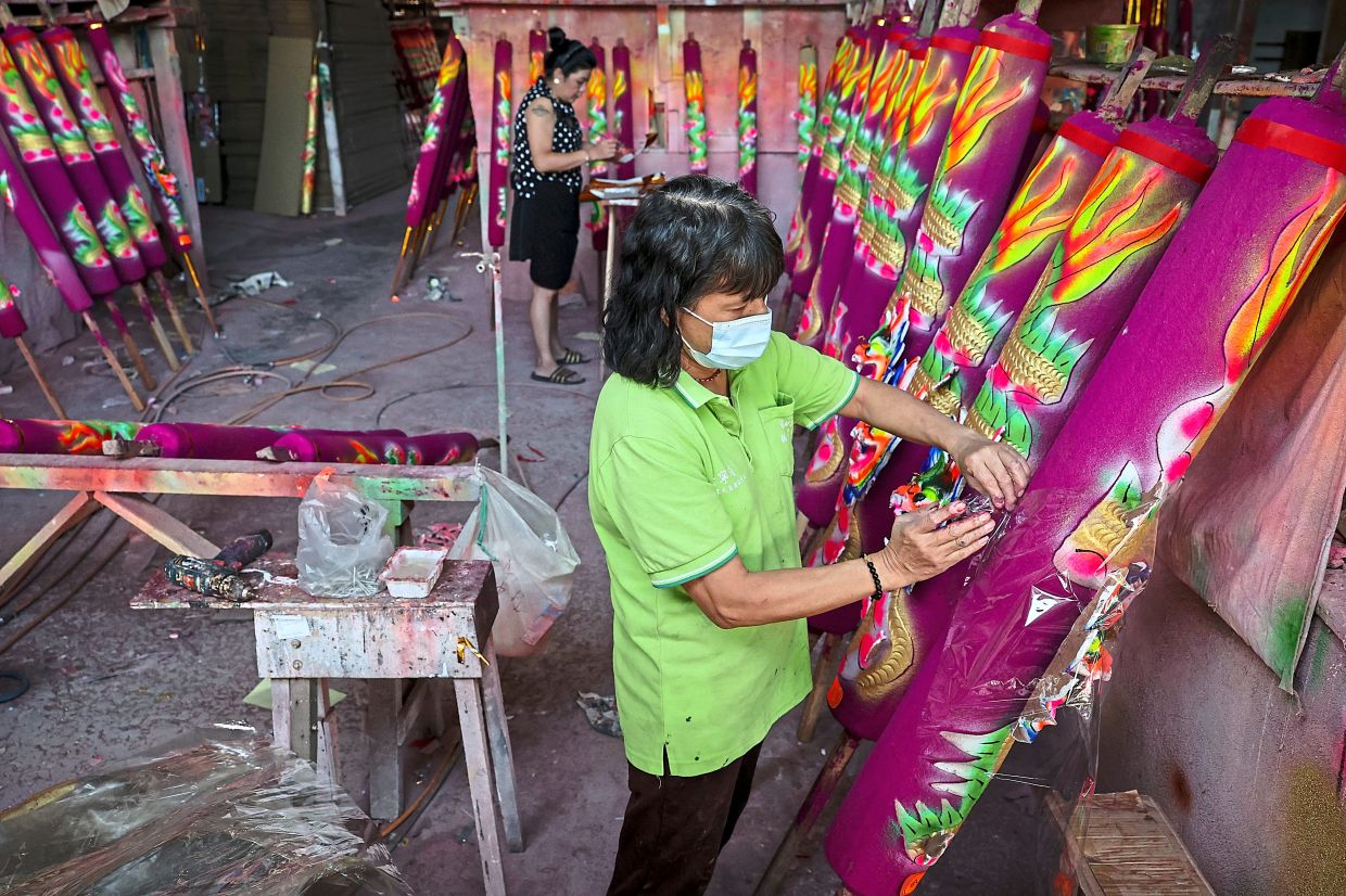 Keeping traditions ‘alight’ | The Star