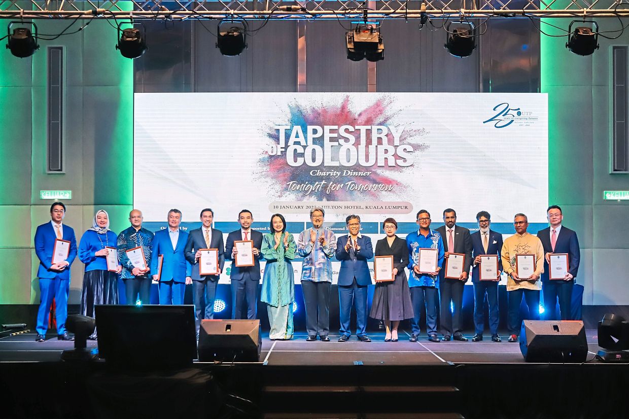 Varsity dinner raises RM800,000 for students | The Star