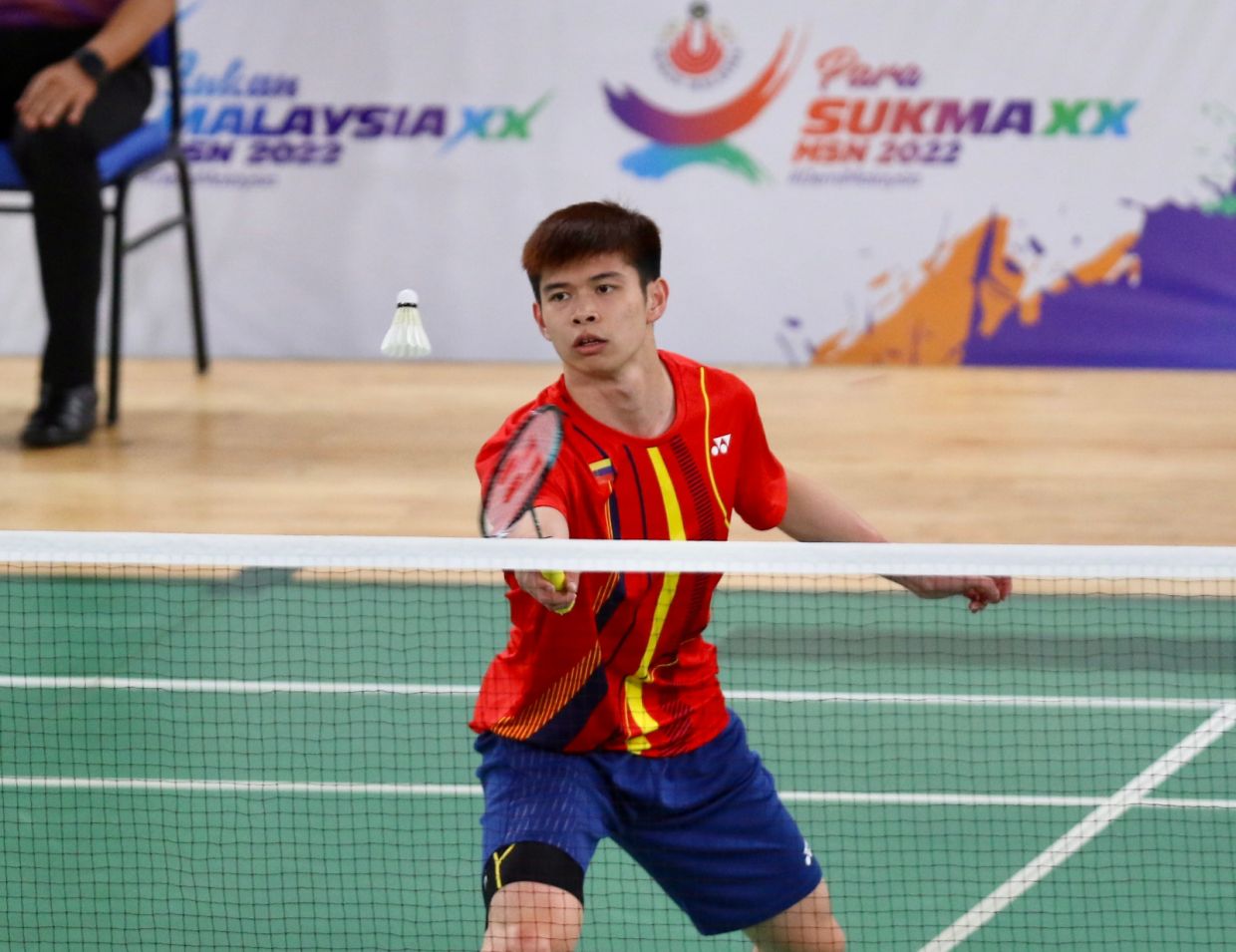 Badminton: Jun Hao goes down to lower ranked compatriot | The Star