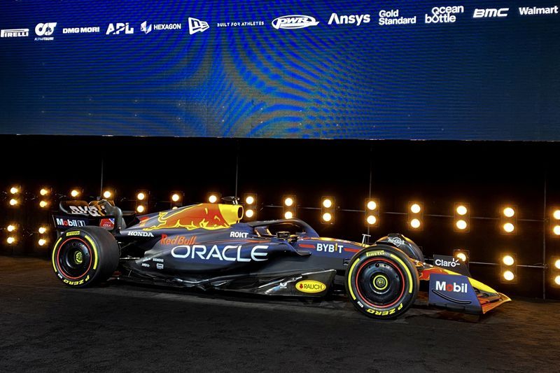 Motorsport: Motor racing-Red Bull and Alfa Romeo get their 2023 cars on ...