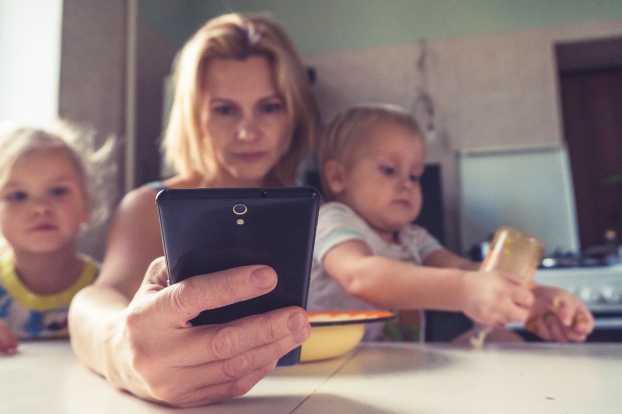 US proposal: Get parents' approval for kids to use social media | The Star