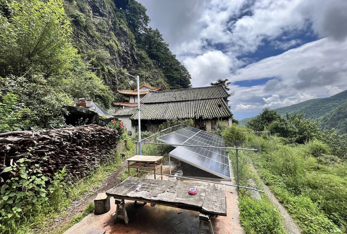 Chinese monks get electricity for the first time, thanks to solar | The ...