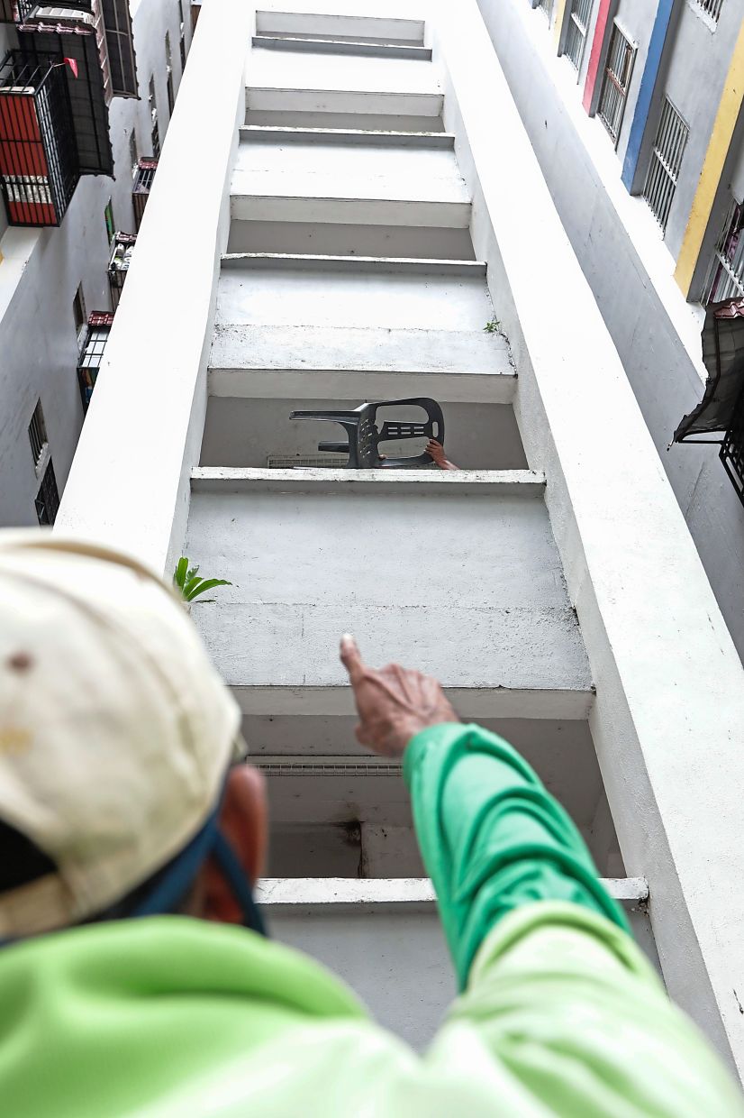 Cleaning is a dangerous job | The Star