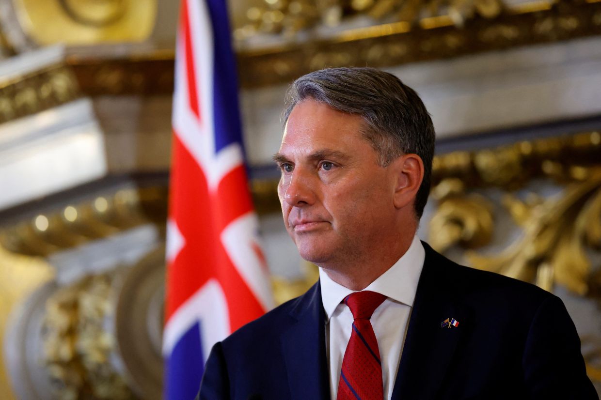 Aussie defence minister aims to reassure Thailand over nuclear subs ...