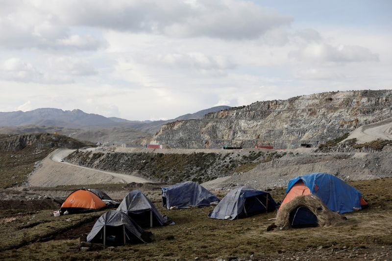 Peruvian communities to resume blockade of crucial "mining corridor ...