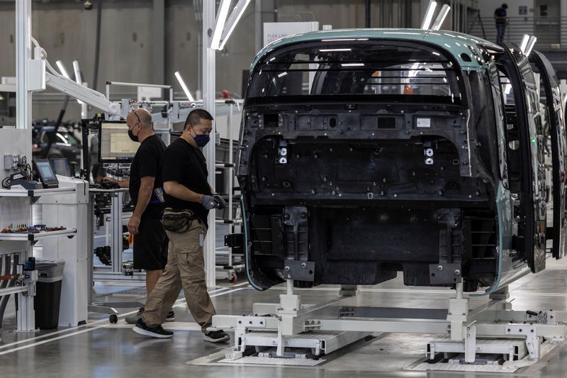 U.S. opens probe into Amazon's Zoox robotaxi self-certification | The Star