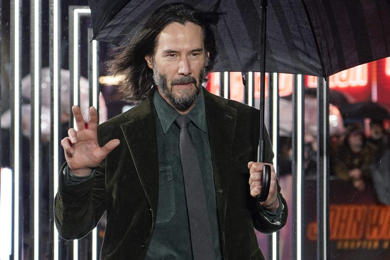 Keanu Reeves says 'thanks, scientist people' for naming new fungicide ...
