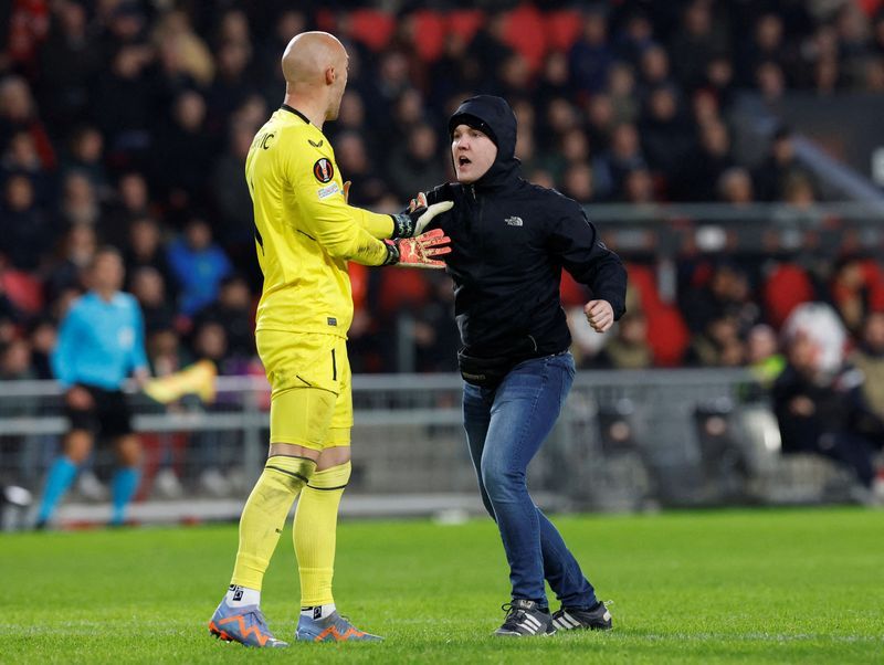 Football: Soccer-PSV fan handed two-month prison sentence for attack on ...