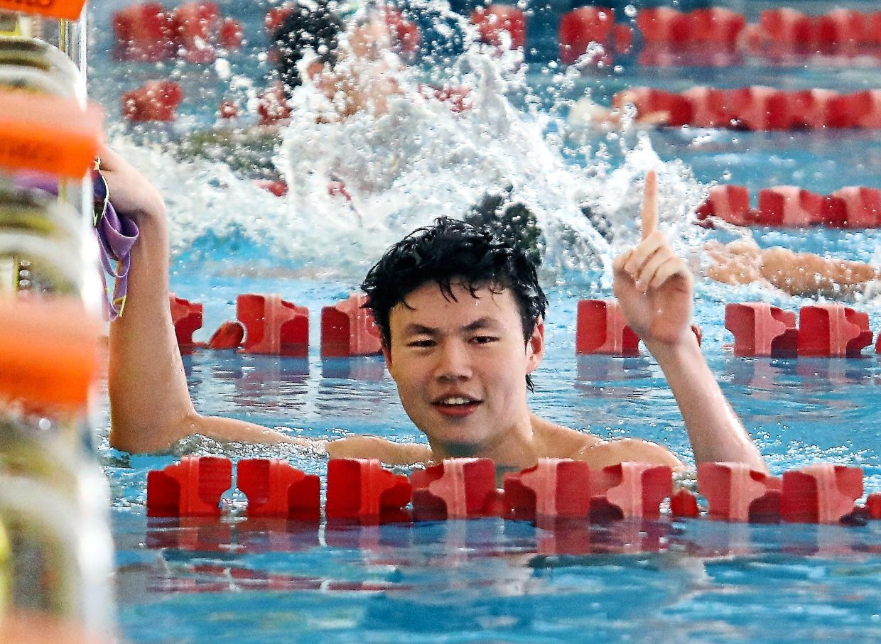 Swimming: Jayden provides splashing start by pipping Omar to 400m gold ...