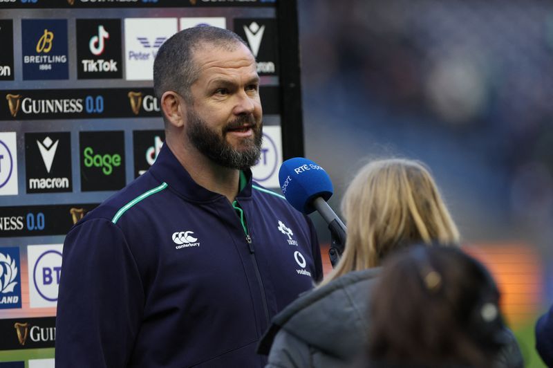 Rugby: Rugby-Farrell praises versatile Ireland after patched-up side ...