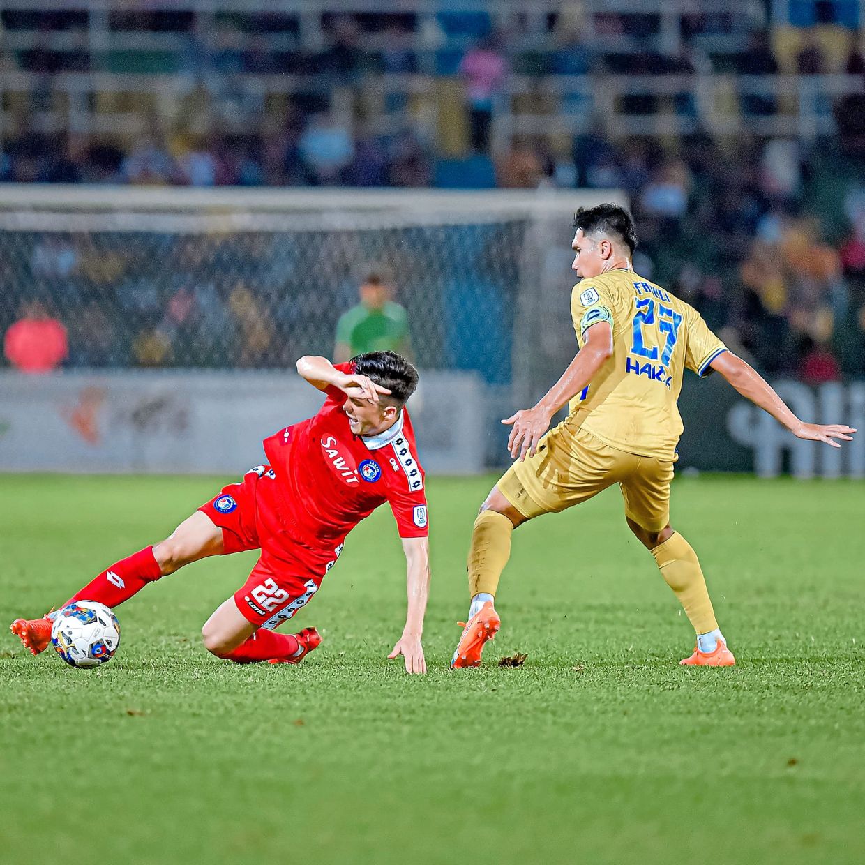 Football: Kim Swee pays the penalty for picking fight with referee ...