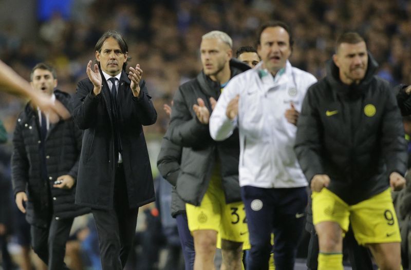 Football: Soccer-Solid Inter reach Champions League quarters with draw ...