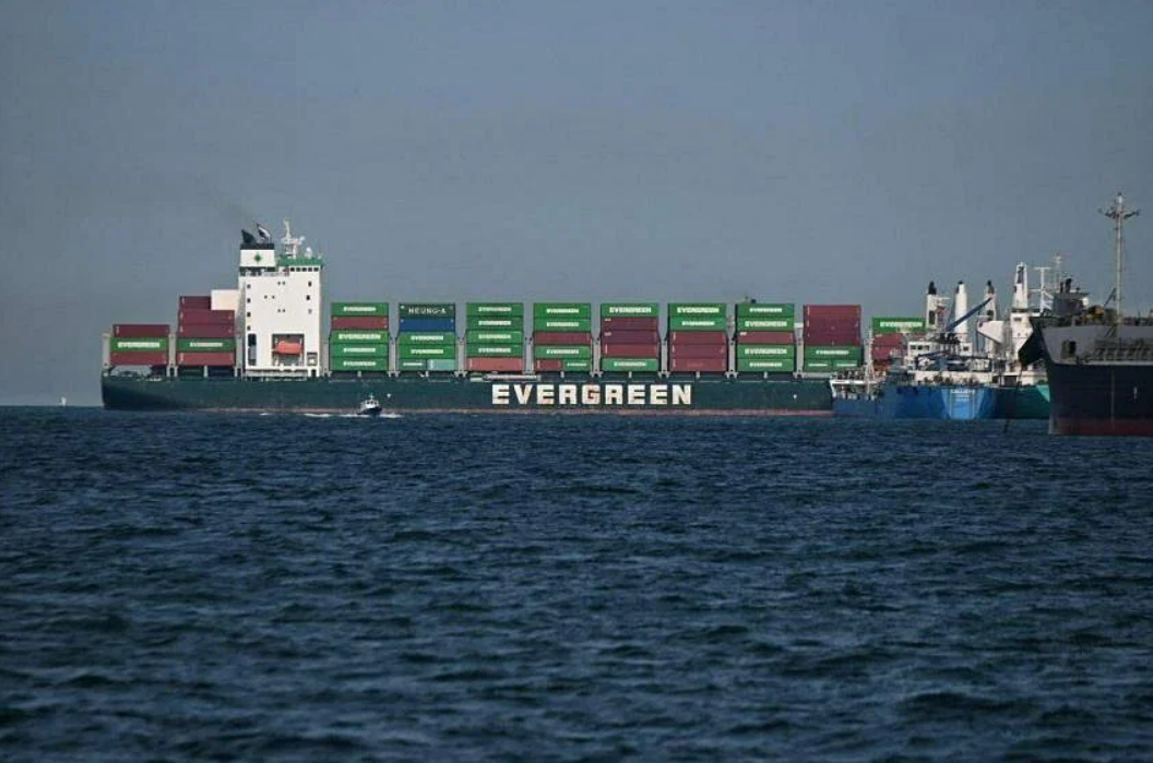 Taiwan shipping giant Evergreen to give staff 11-month mid-year bonus ...