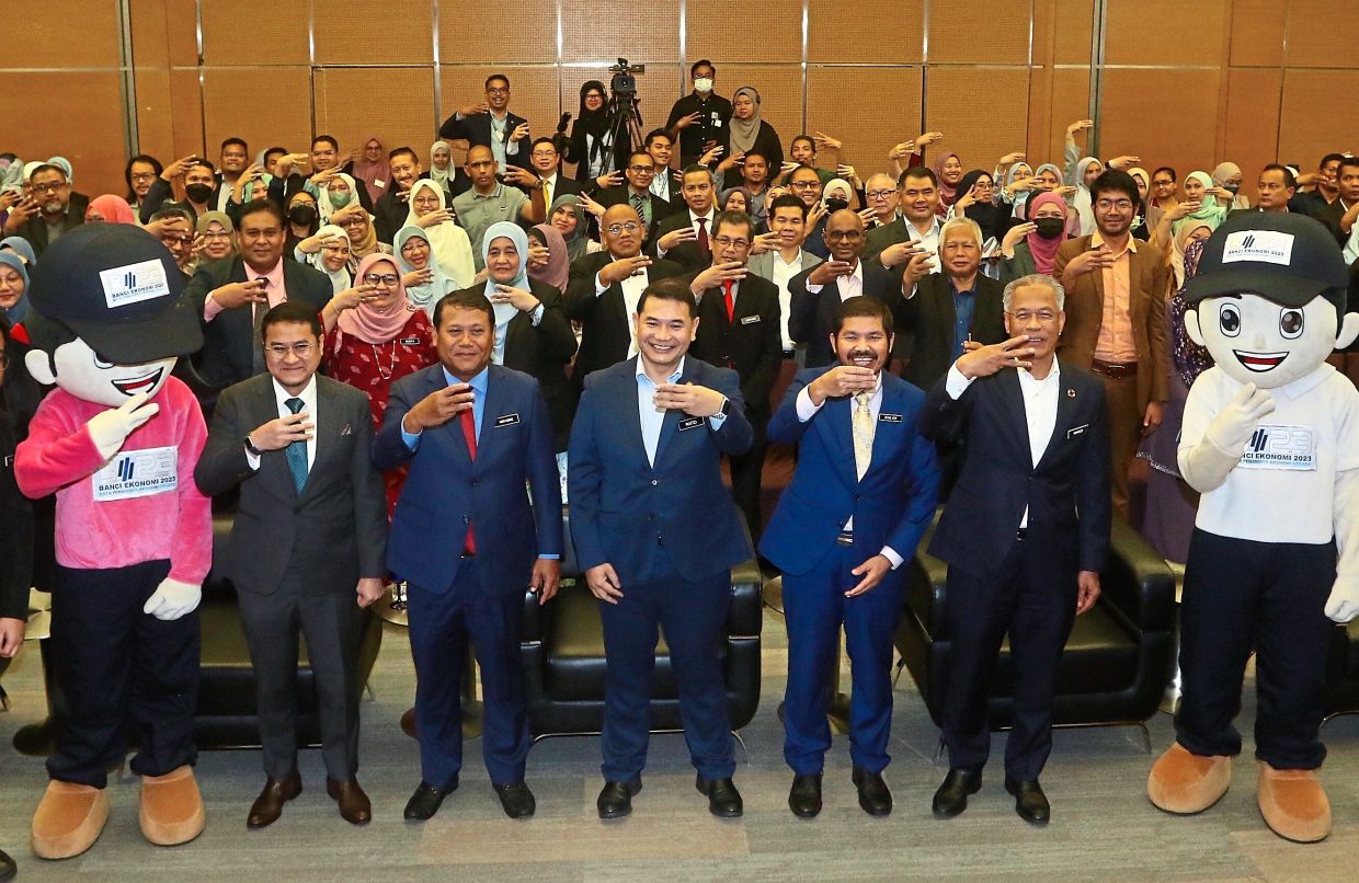 DOSM ENCOURAGES YOUTHS TO BECOME DATA SCIENTISTS | The Star