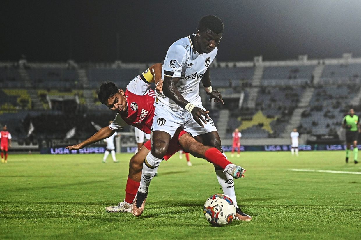 Football: Turtles’ toothless front three under fire from fans | The Star