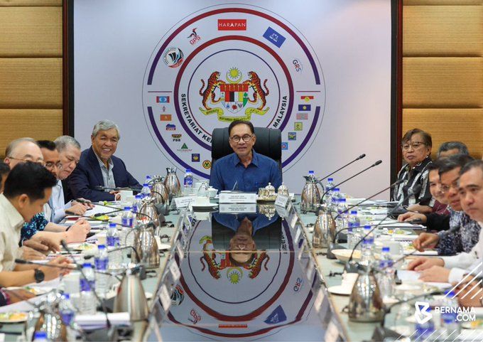 Anwar chairs second Unity Govt secretariat meeting | The Star