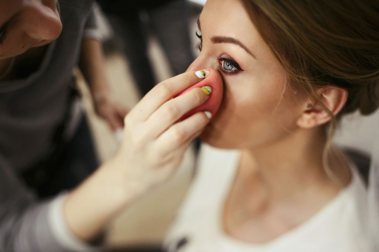 'Cloud skin' is the new-gen velvety makeup finish trend you need to try ...